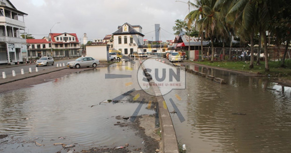 Springvloed kuststreek zorgt over wateroverlast | Suriname Nieuws Centrale
