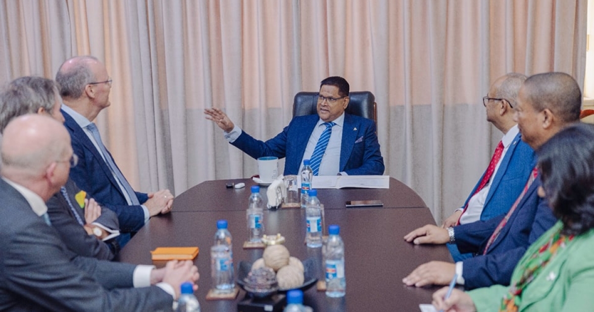 President De Nederlandsche Bank: ‘Centrale Bank moet midden in de ...