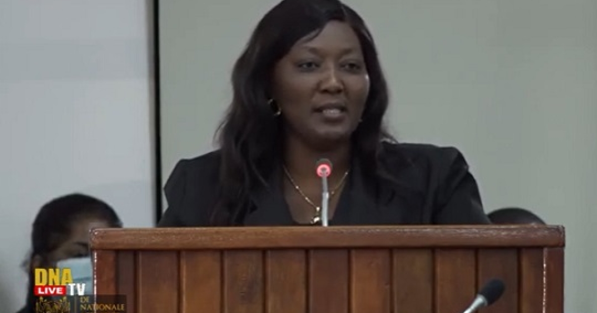 Xaviera Jessurun: ‘Handen af van minister Diana Pokie’ | Suriname ...