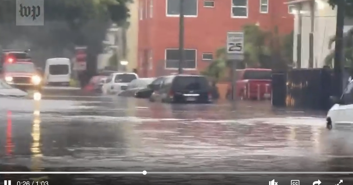 Tropische regenbui brengt hevige stortbuien, overstromingen naar ...