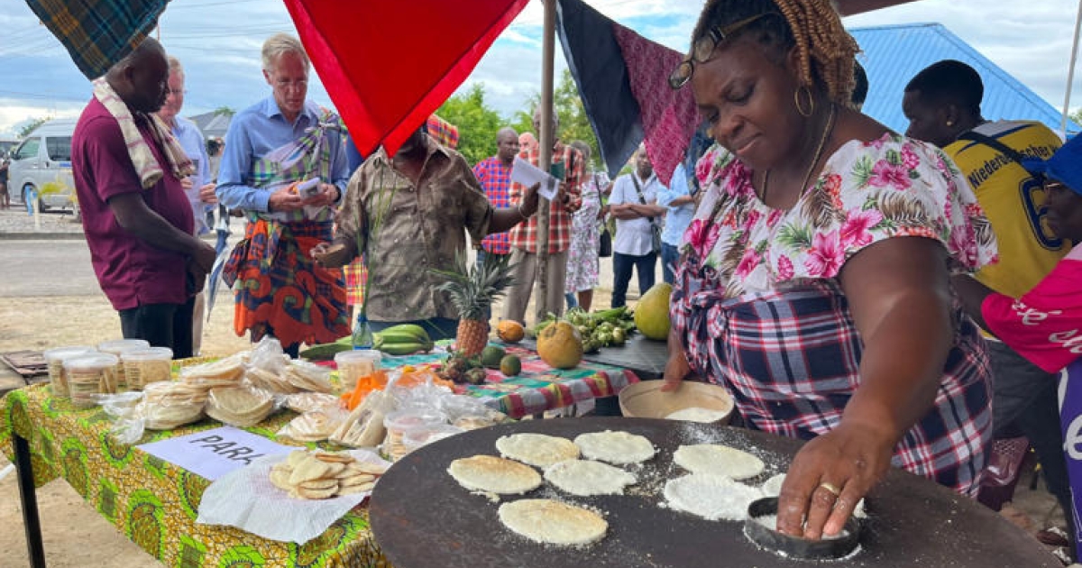 Excuses? Welke excuses? Suriname is vooral bezig met hoge inflatie ...