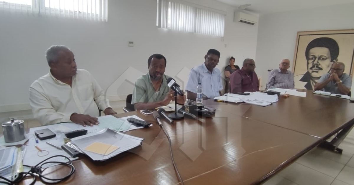 Vakbonden voelen zich beetgenomen | Suriname Nieuws Centrale