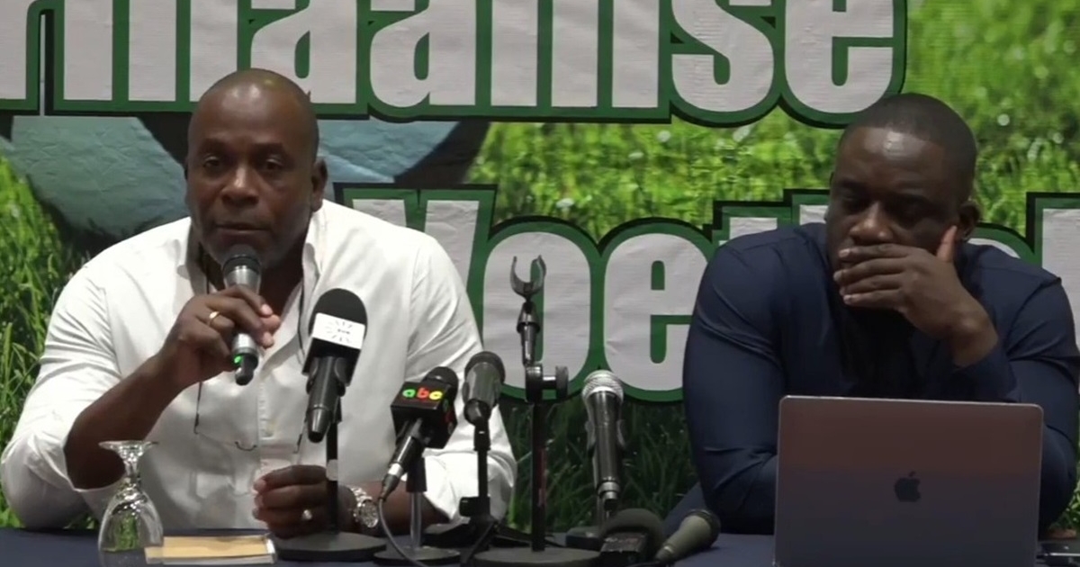 Menzo officieel gepresenteerd als Natio bondscoach | Suriname Nieuws ...