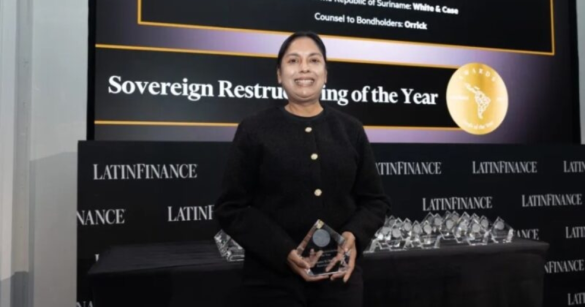 LatinFinance kent Suriname prijs toe voor herstructureren staatsschuld ...