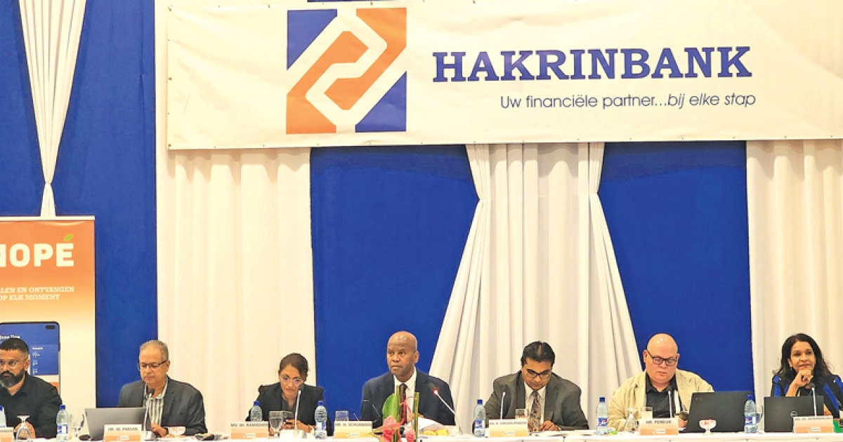 NIEUWE RAADSLEDEN EN DIRECTEUREN HAKRINBANK BENOEMD | Suriname Nieuws ...