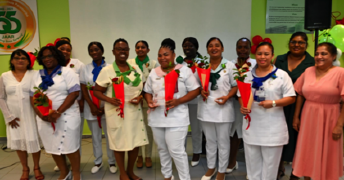 AZP eert verpleegkundigen op Dag der Verpleging | Suriname Nieuws Centrale