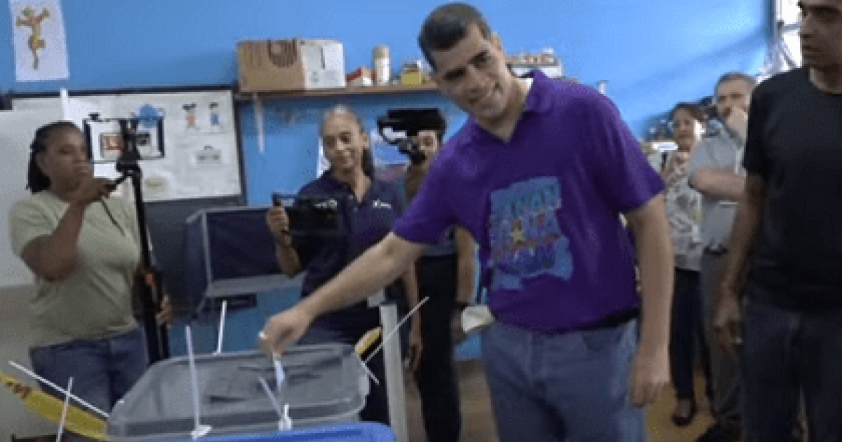 Adhin: ik heb het gevoel dat het heel goed komt met Suriname | Suriname ...