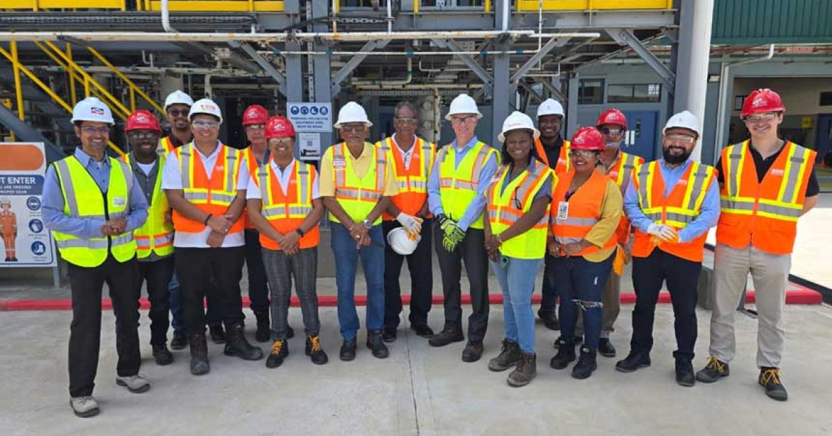 TRAINING IN GUYANA | SURINAAMS TEAM BEZOEKT FPSO-FACILITEIT | Suriname ...