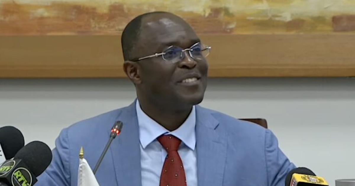 Geen lange rijen meer: KPS lanceert rijbewijzen-portaal | Suriname ...