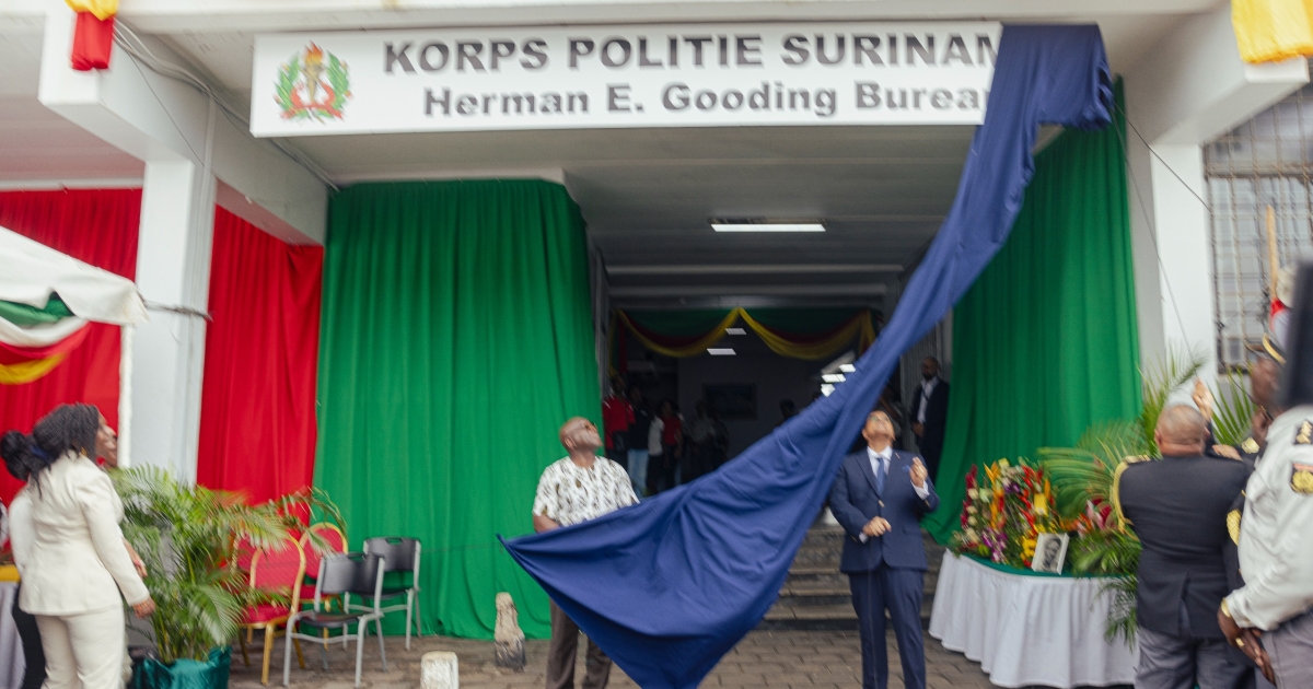 Politiebureau Nieuwe Haven vernoemd naar inspecteur Herman Gooding ...