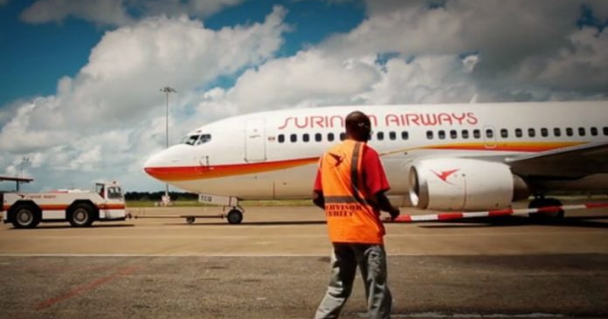 Dirk Currie beëdigd als nieuwe minister van Onderwijs in Suriname ...