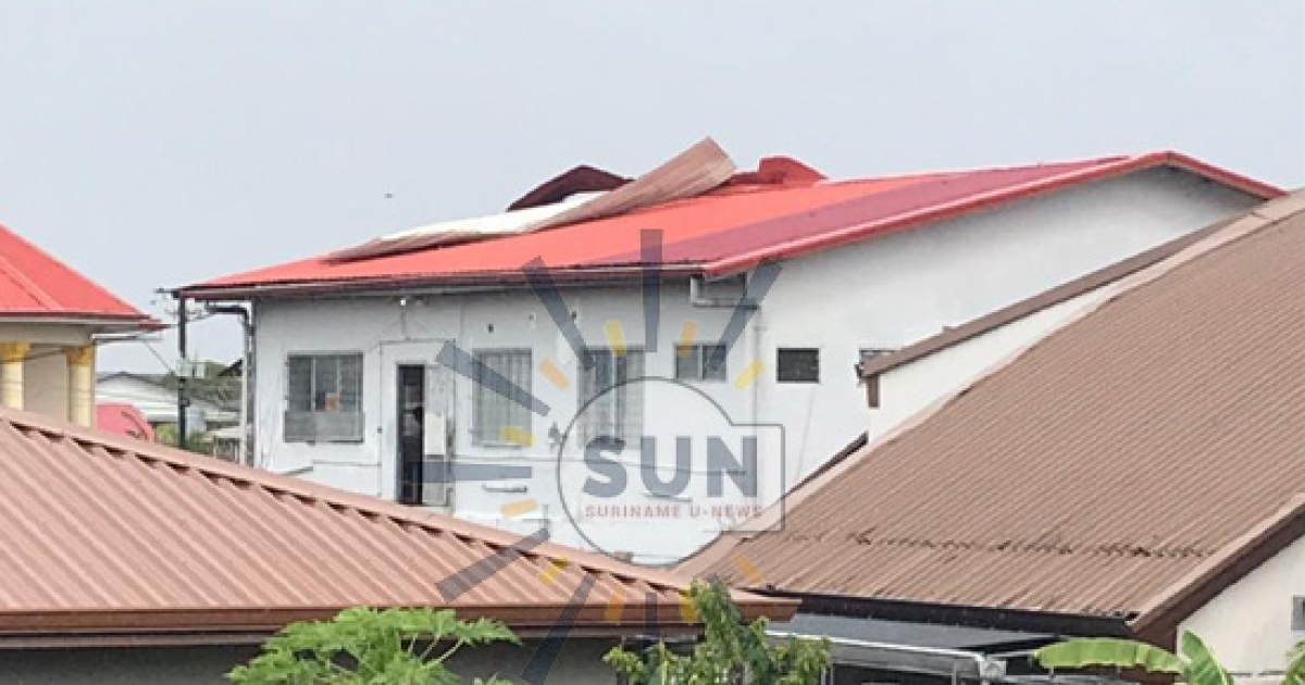 Schade door harde rukwinden | Suriname Nieuws Centrale