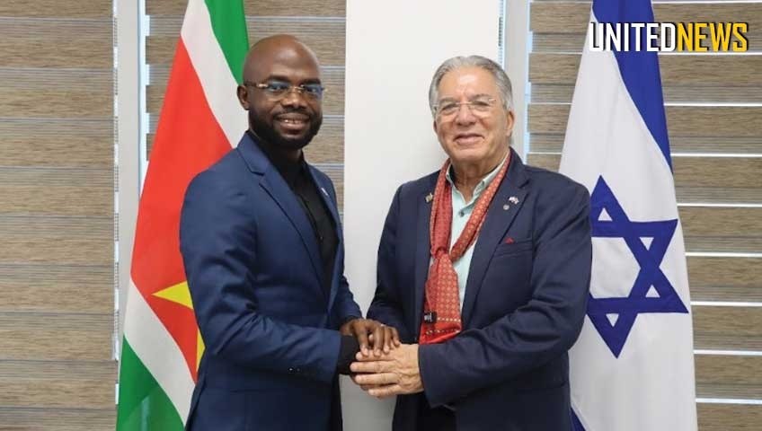 Woning aan Emile Meinzakstraat in de as gelegd door brand | Suriname ...